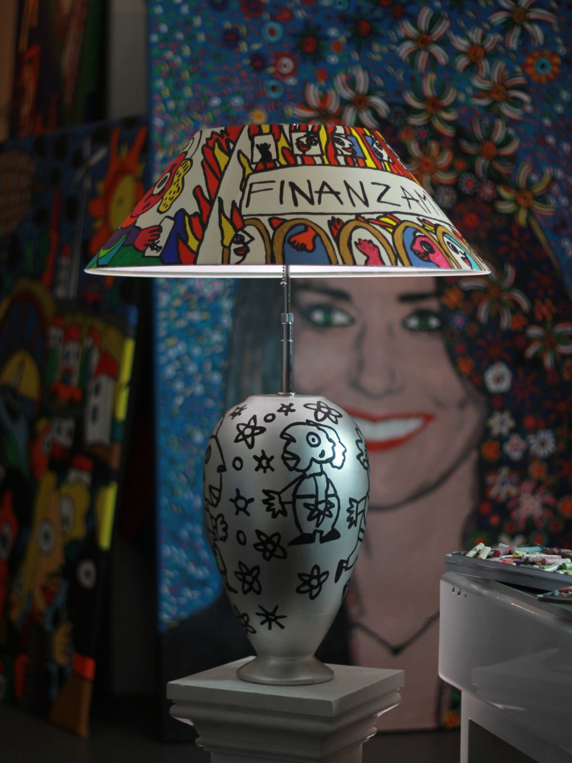 Amphora by MICHAEL FISCHER-ART - Fitz ART & LIGHT